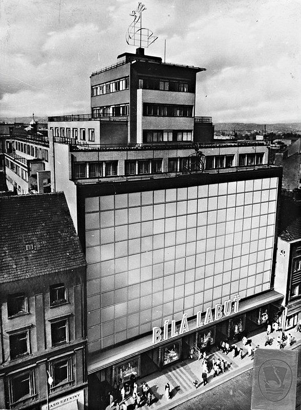 Vor 75 Jahren wurde „Bílá labuť“ eröffnet | Radio Prague International