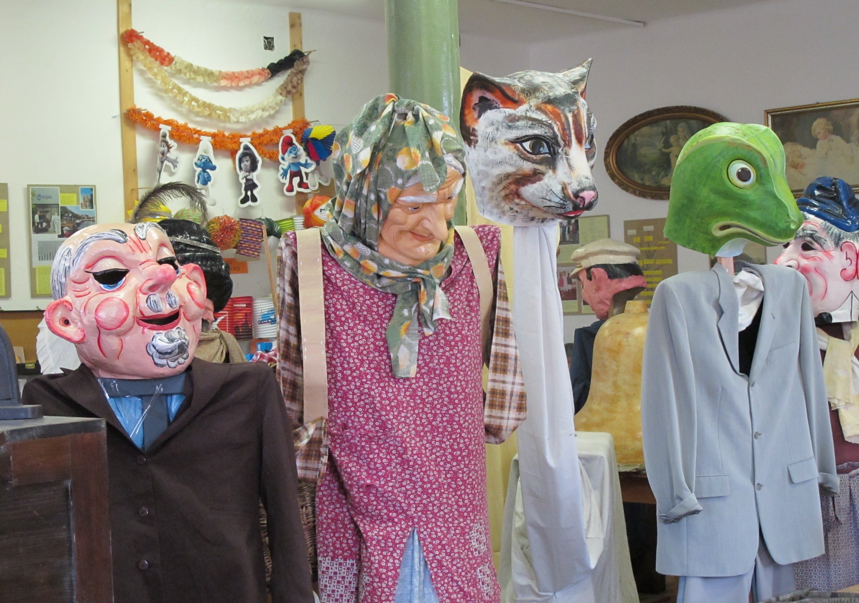 Poslední firma v Evropě, která vyrábí masopustní masky tradičním ...